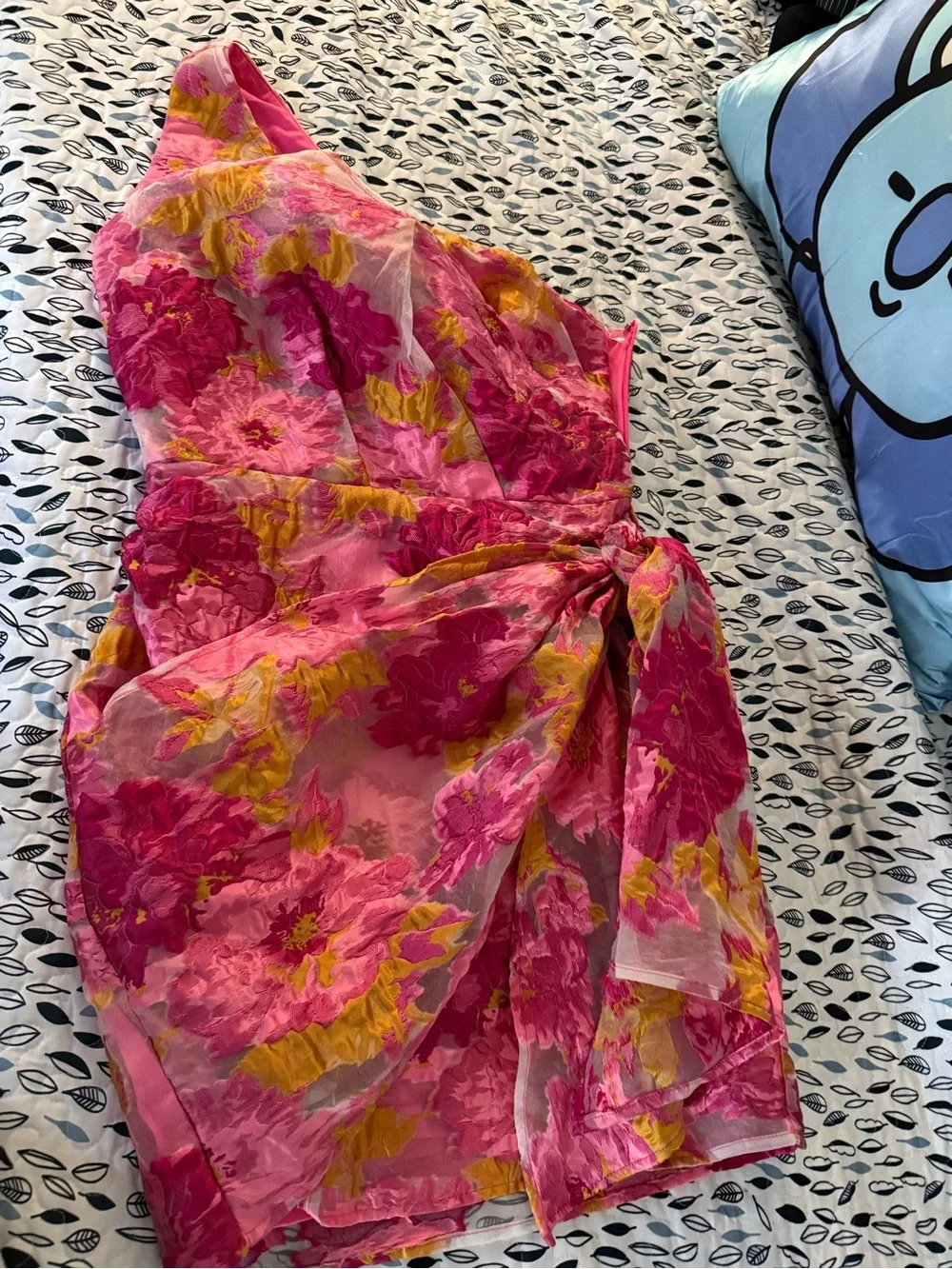 Showpo. | Dresses | Showpo Hot Pink Oneshoulder Dress | Poshmark